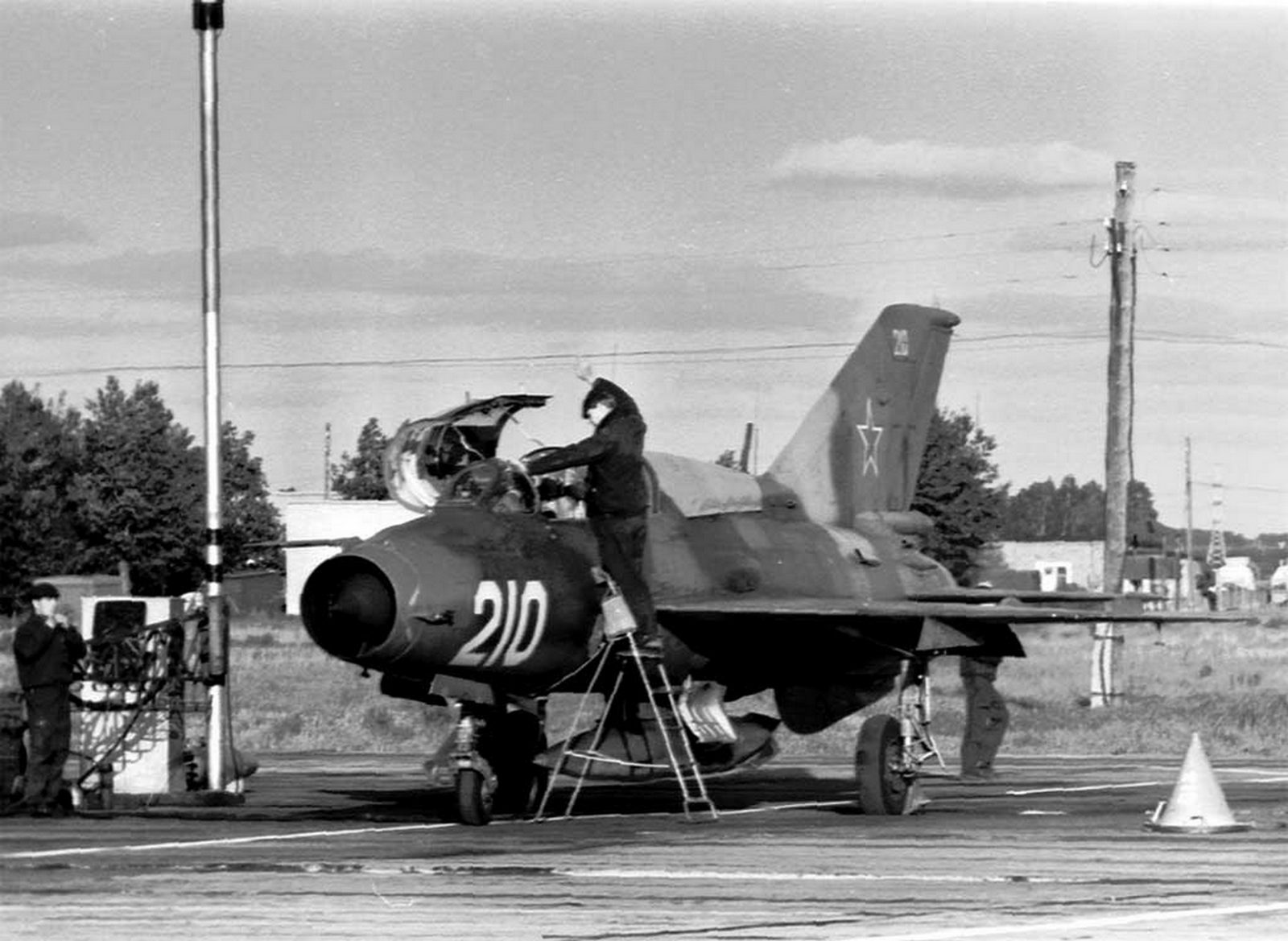 June 16 marked the 70th anniversary of the MiG-21, the most widely used ...
